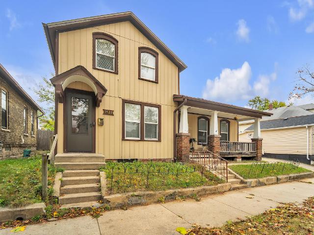 1427 Erie St, Racine, WI 53402 | MLS #1956