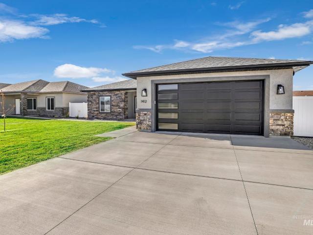 1427 Haizlee Way