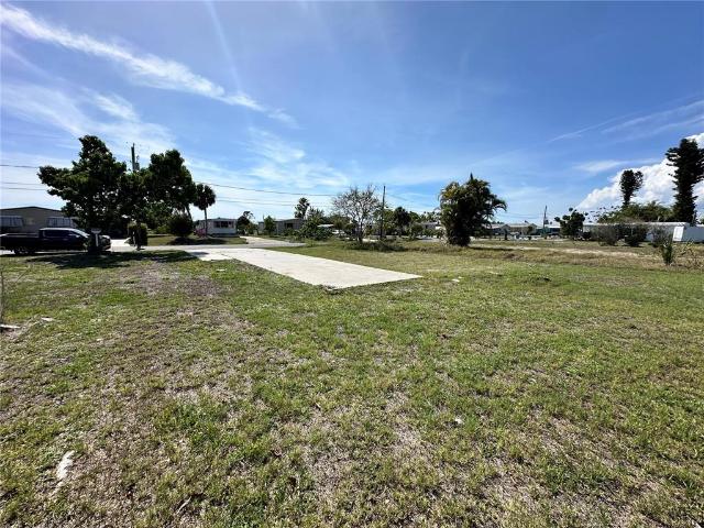 1427 Seagull Dr, Englewood, FL 34224 | MLS #C7474