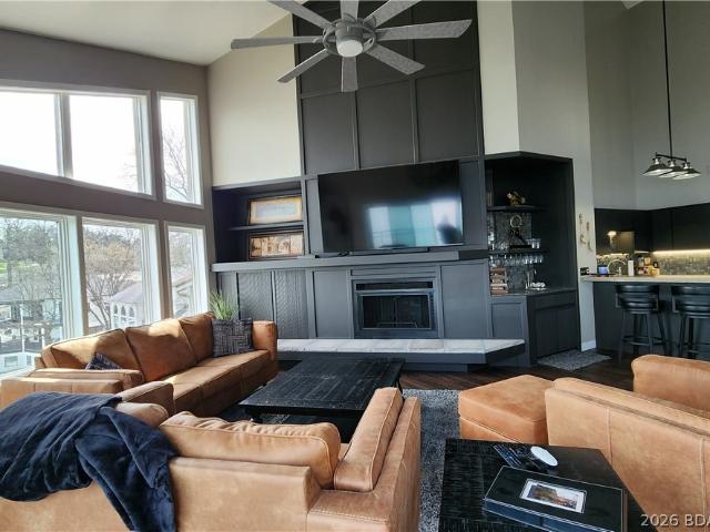 1427 Spindrifter Court 233