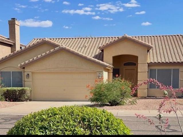 1427 W South Fork Dr, Phoenix, AZ 85045