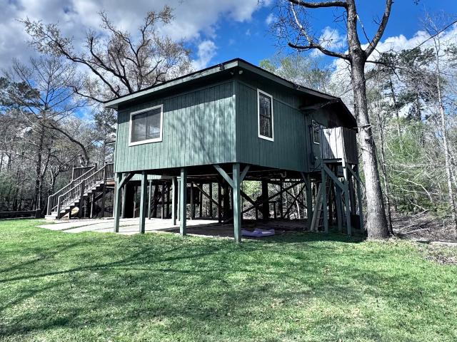 1427 & 1427C Magnolia Road