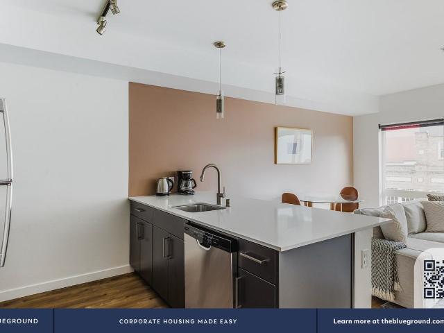 1427 11th Avenue Studio Apartment for Rent at 1427 11th Ave #783, Seattle, WA 98122 Broadway