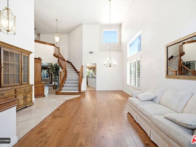 14282 Rideout Court