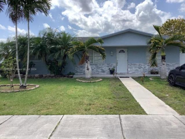 14284 SW 108th Ct, Miami, FL 33176