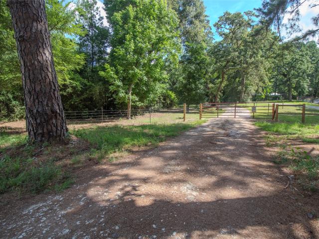 14285 S State Highway 19