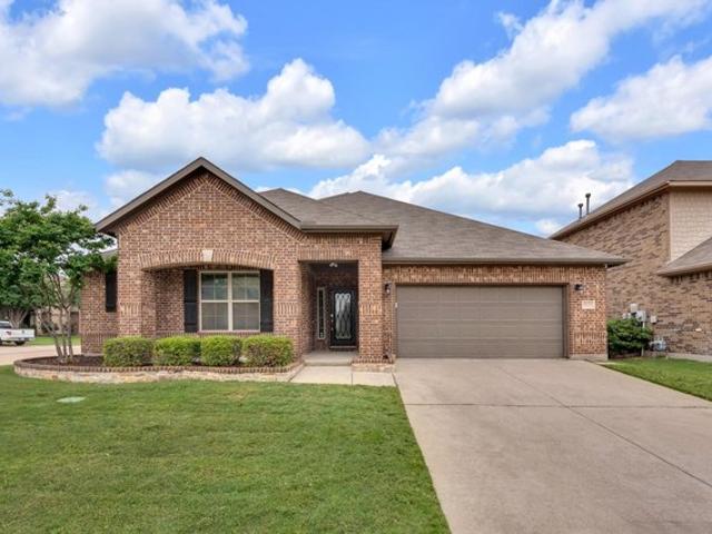 1428 Mesa Crest Dr, Fort Worth, TX 76052