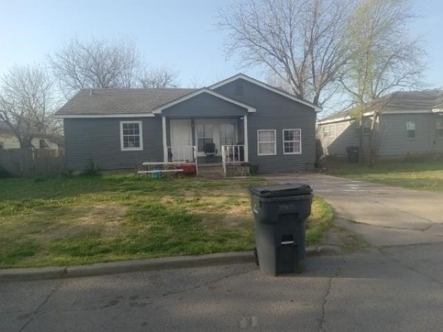 1428 NW Lindy Ave, Lawton, OK 73507