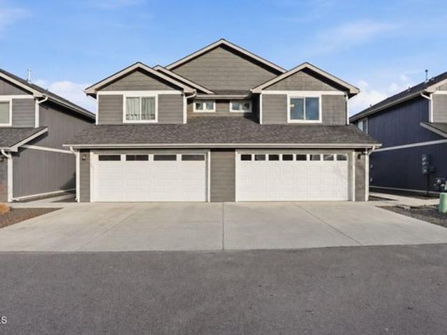 1428 N Michigan Ln, Greenacres, WA 99016