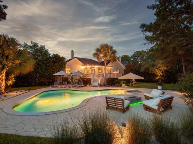 1428 Oakhurst Dr, Mount Pleasant, SC 29466
