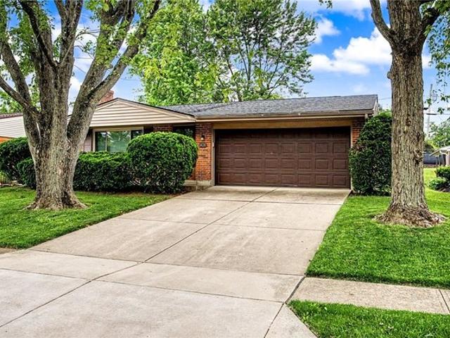 1428 Beaver Creek Ln, Kettering, OH 45429