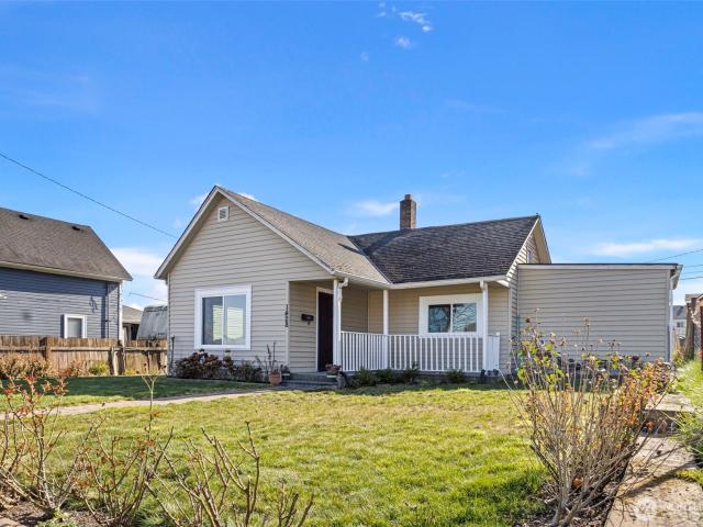 1428 E 32nd St, Tacoma, WA 98404 | MLS #2488 | Compass