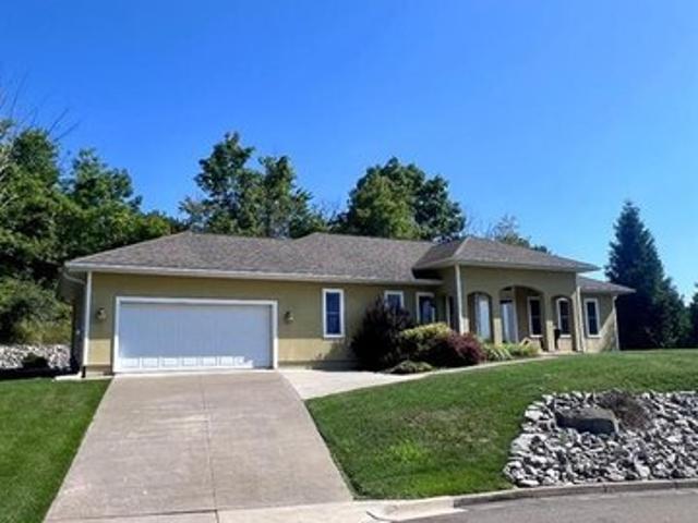 1428 Elmira St, Endicott, NY 13760
