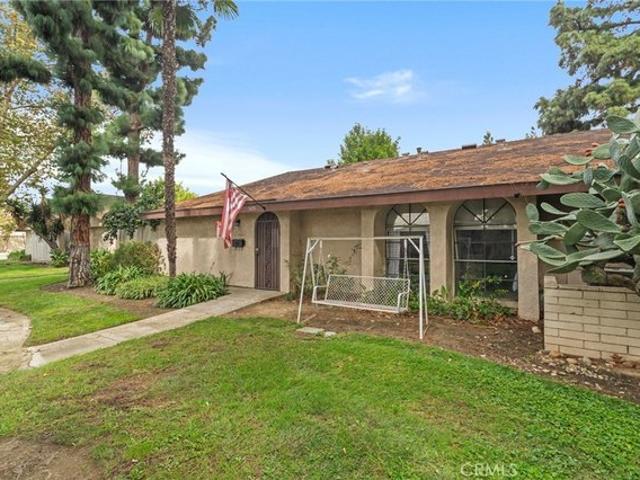 1428 Fredericks Ln, Upland, CA 91786