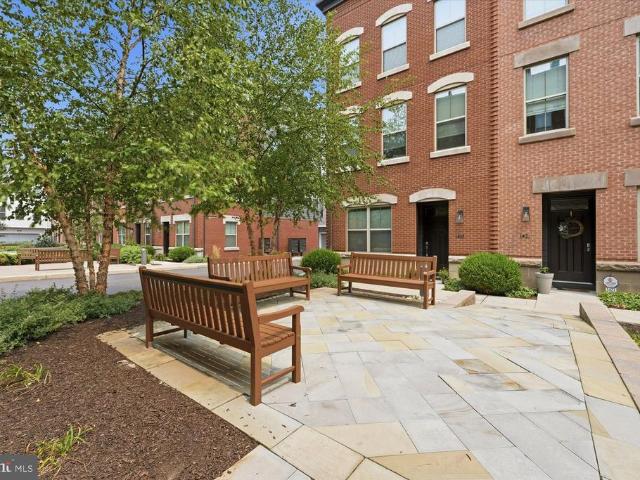 1428 S Leithgow Terrace