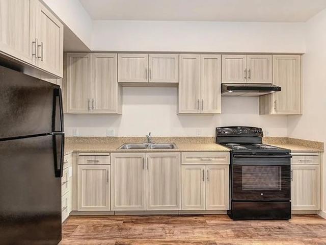 1428 th Ave, Oakland, CA 94603