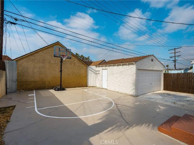 1428 W 89th St, Los Angeles, CA 90047 | MLS #DW26126