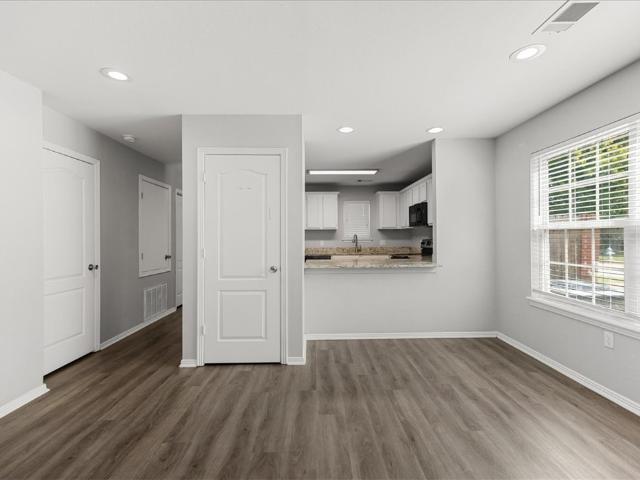 1428 W Netherland Way 1 & 3