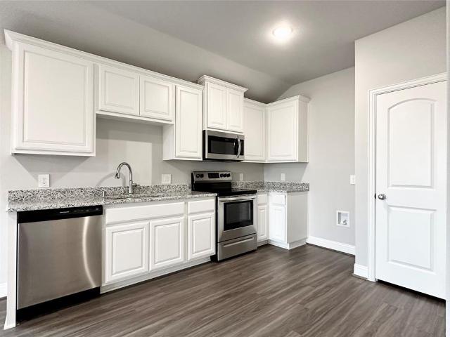 1428 Waverley Drive