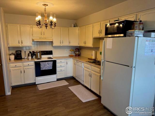 1428 1 W 25th Street