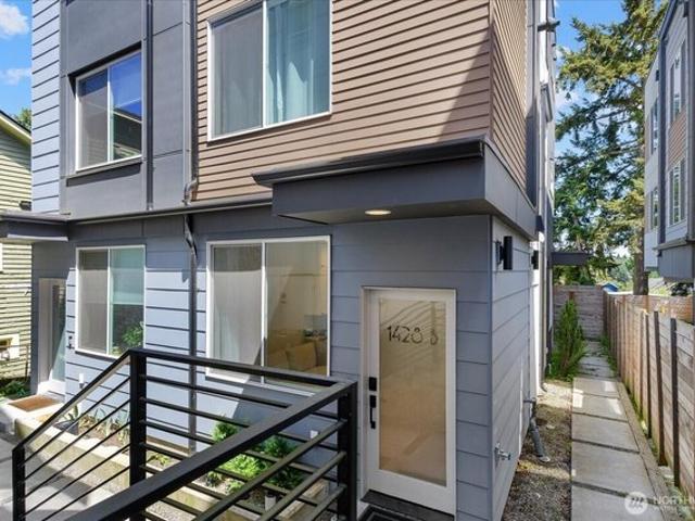 1428 24th Ave Unit B, Seattle, WA 98122