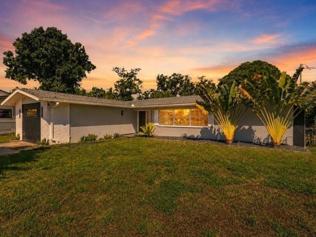 14297 Geneva Dr, Largo, FL 33774