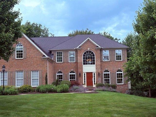 1429 Mystic Valley Dr, Sewickley, PA 15143