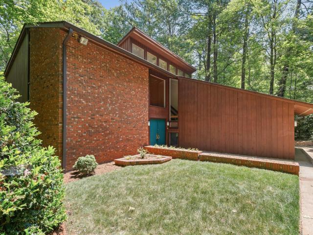 1429 Arboretum Drive