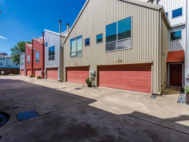 1429 Caddo St Apt B, Dallas, TX 75204