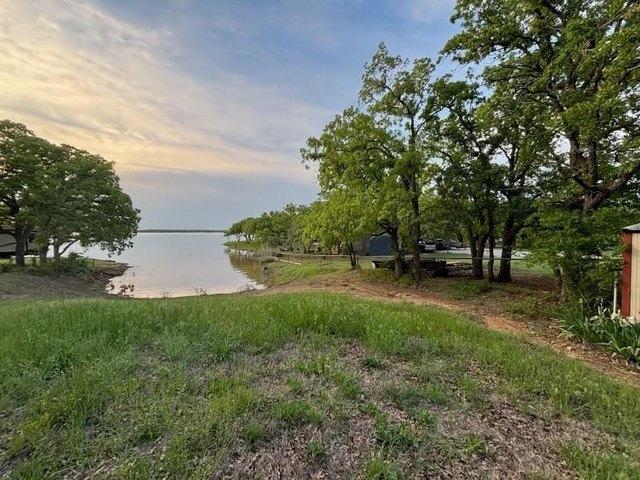 1429 Casino Rd, Nocona, TX 76255