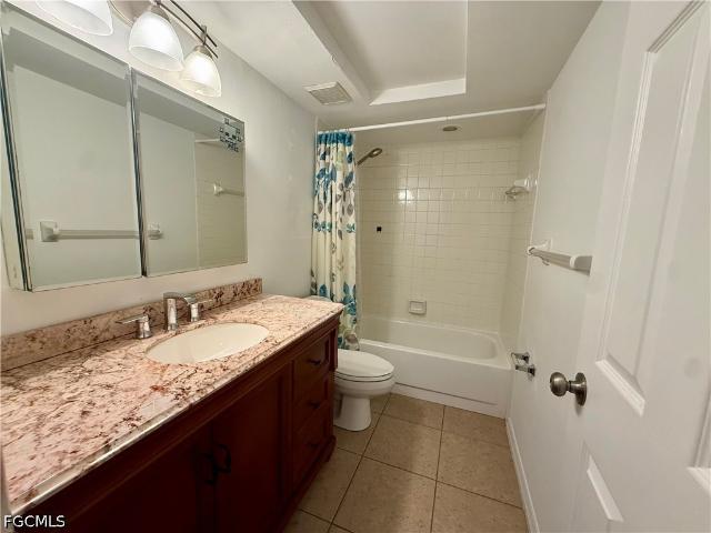 1429 Cape Coral Pkwy W, Unit 5, Cape Coral, FL 33914 | MLS #2026029