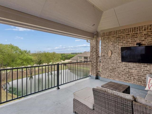 1429 Eminence Lane