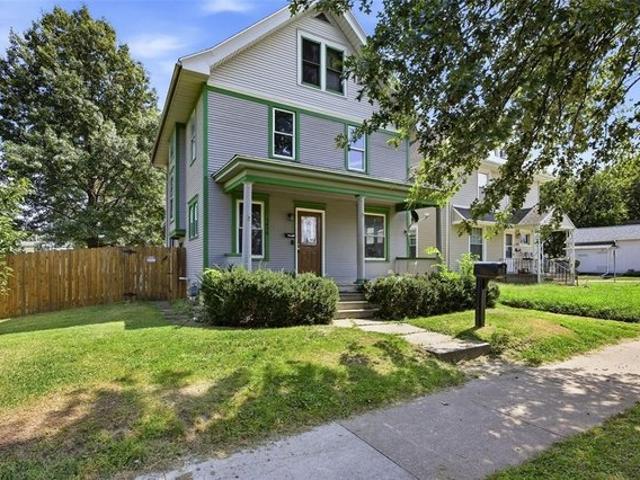 1429 K St SW, Cedar Rapids, IA 52404