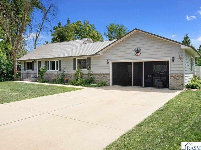 1429 Rice Lake St, Owatonna, MN 55060