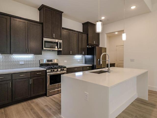 1429 Rose Willow Way