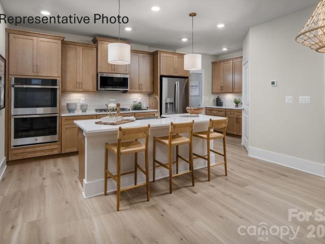 1429 Twin Leaf Road