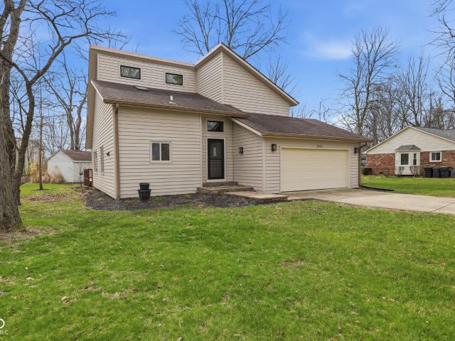1429 Timber Trail, Greenwood, IN 46142 | MLS #22091 | Compass