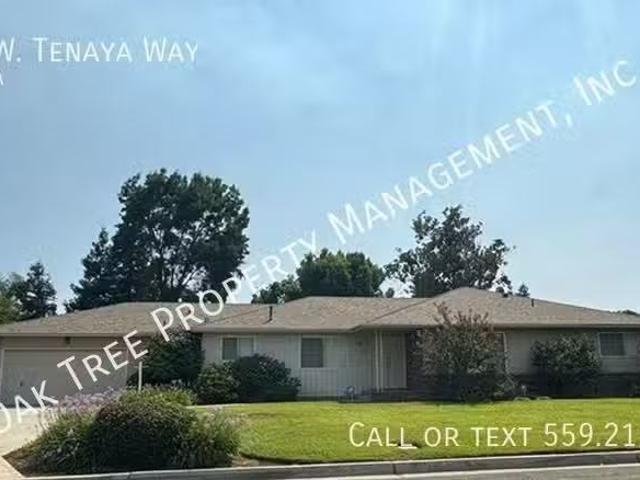 1429 W. Tenaya Way Fruit & Sierra 1429 W Tenaya Way