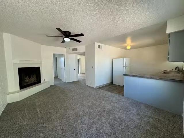 1429 / 305 E Lester St 1 1429 / 305 E Lester St