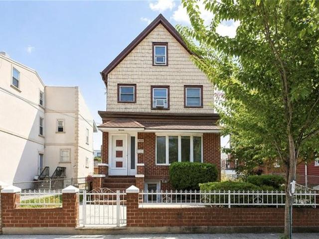 1429 70th St, Brooklyn, NY 11228