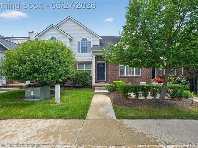 14203 Adri Cir, Commerce Township, MI 48390