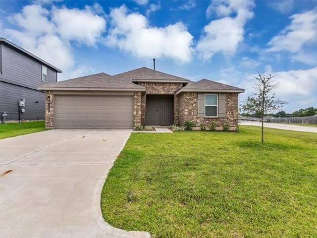14200 Yellow Jacket Ct, Willis, TX 77318
