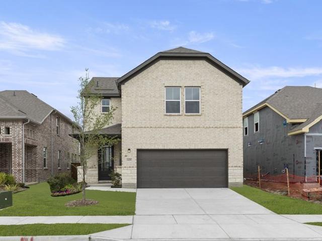 14201 Gallatin St, Pilot Point, TX 76258