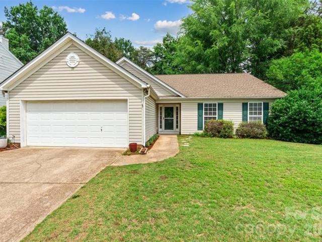 14207 Arbor Ridge Dr, Charlotte, NC 28273