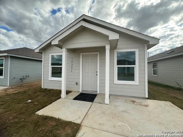 14206 Llama Pl