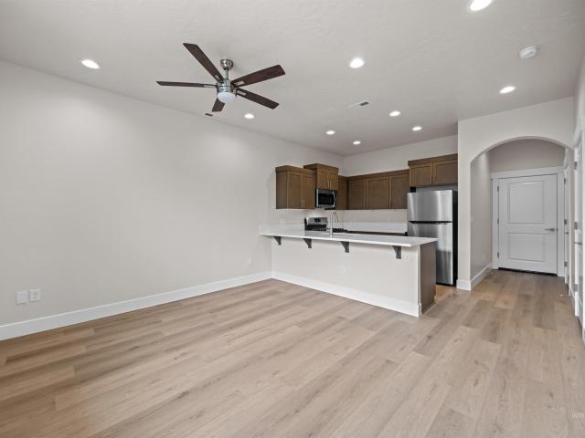 1420 N Cole Cottage Lane