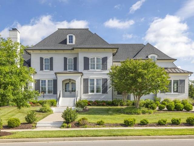 1420 Newhaven Dr, Brentwood, TN 37027