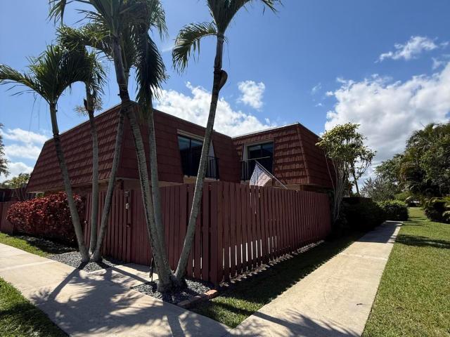 1420 Augusta Cir, Unit 125, Delray Beach, FL 33445 | MLS #B26006 | Compass