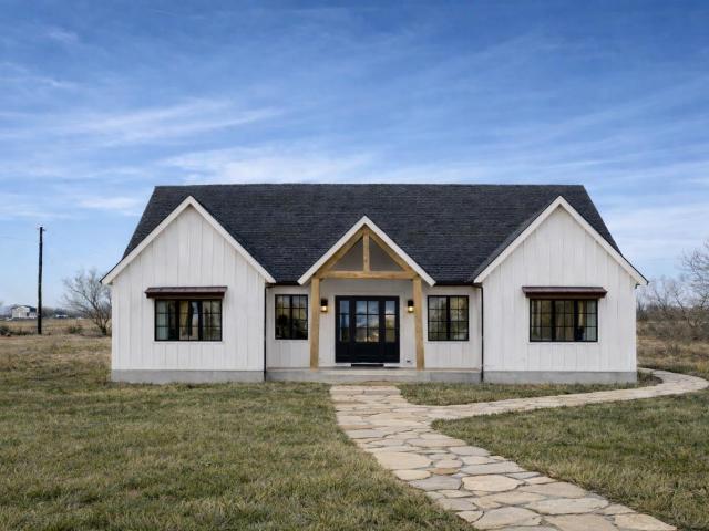 1420 Barth Rd