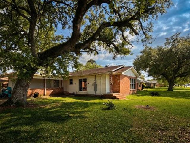 1420 Cynthia St, Franklin, LA 70538